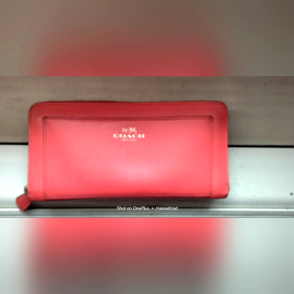 Coach Red Leather Long Wallet Classic Minimalist - Gem